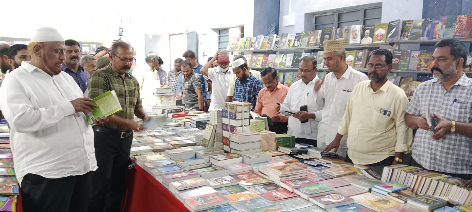 Book fair in Madurai till Jan 1st at Al-Ameen School in K.Pudur ...